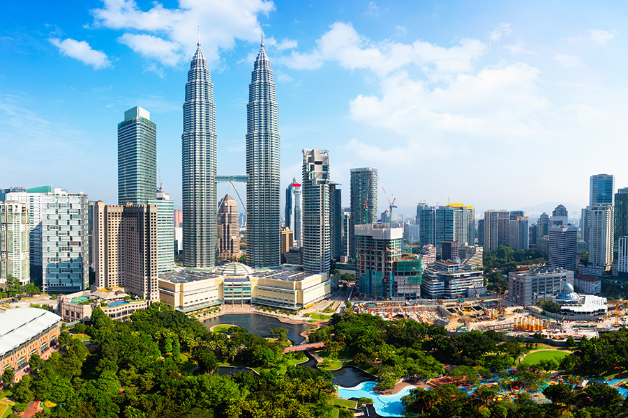 Malaysia considers tougher laws against illegal online gambling