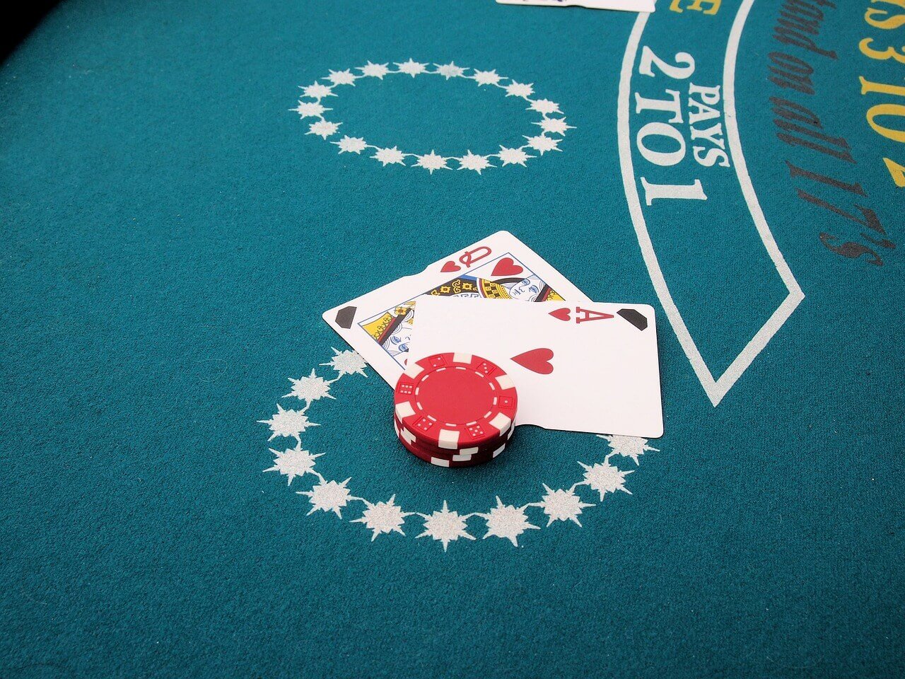How to Play Blackjack at Home: Play with yours Friends
